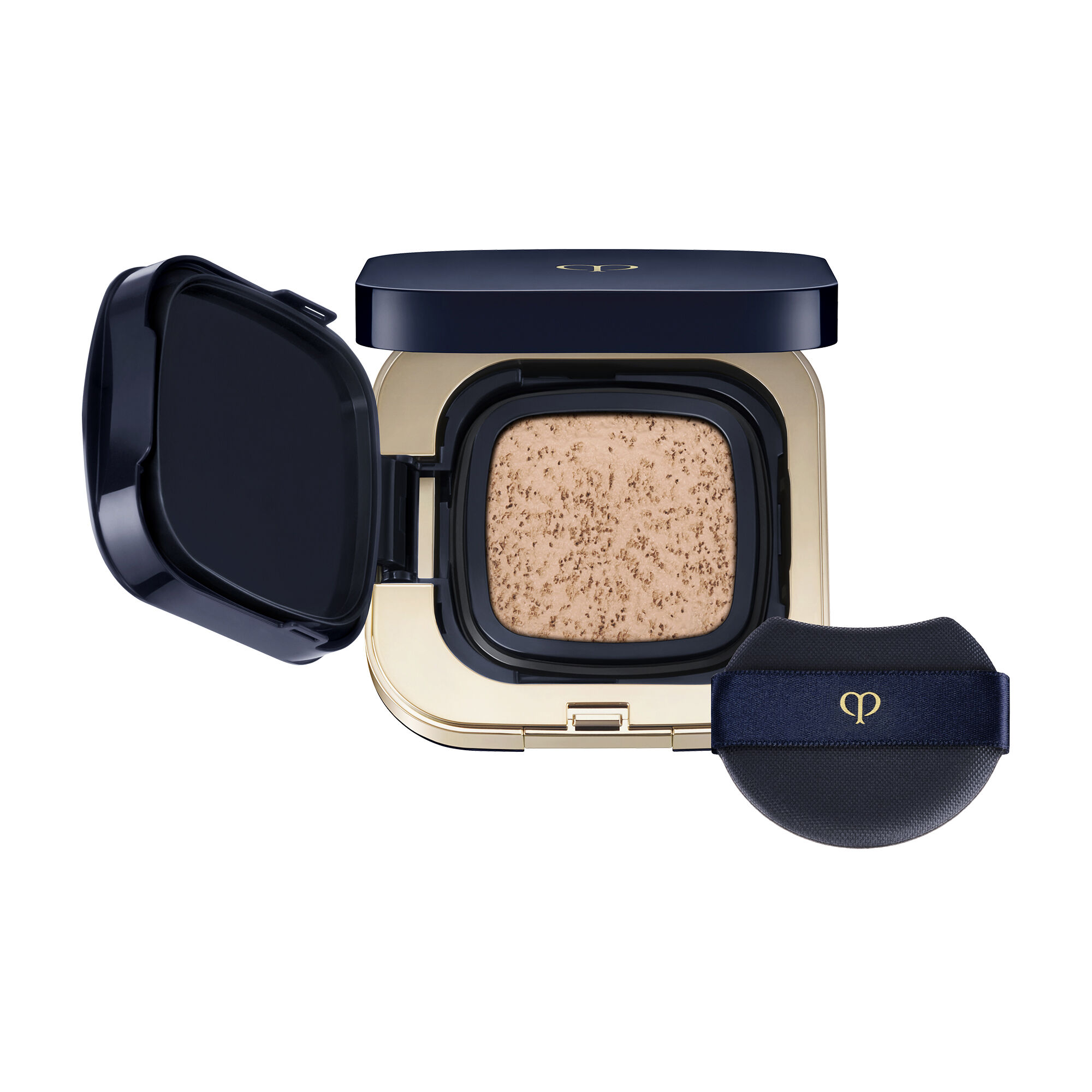 Radiant Cushion Foundation Dewy | Clé de Peau Beauté